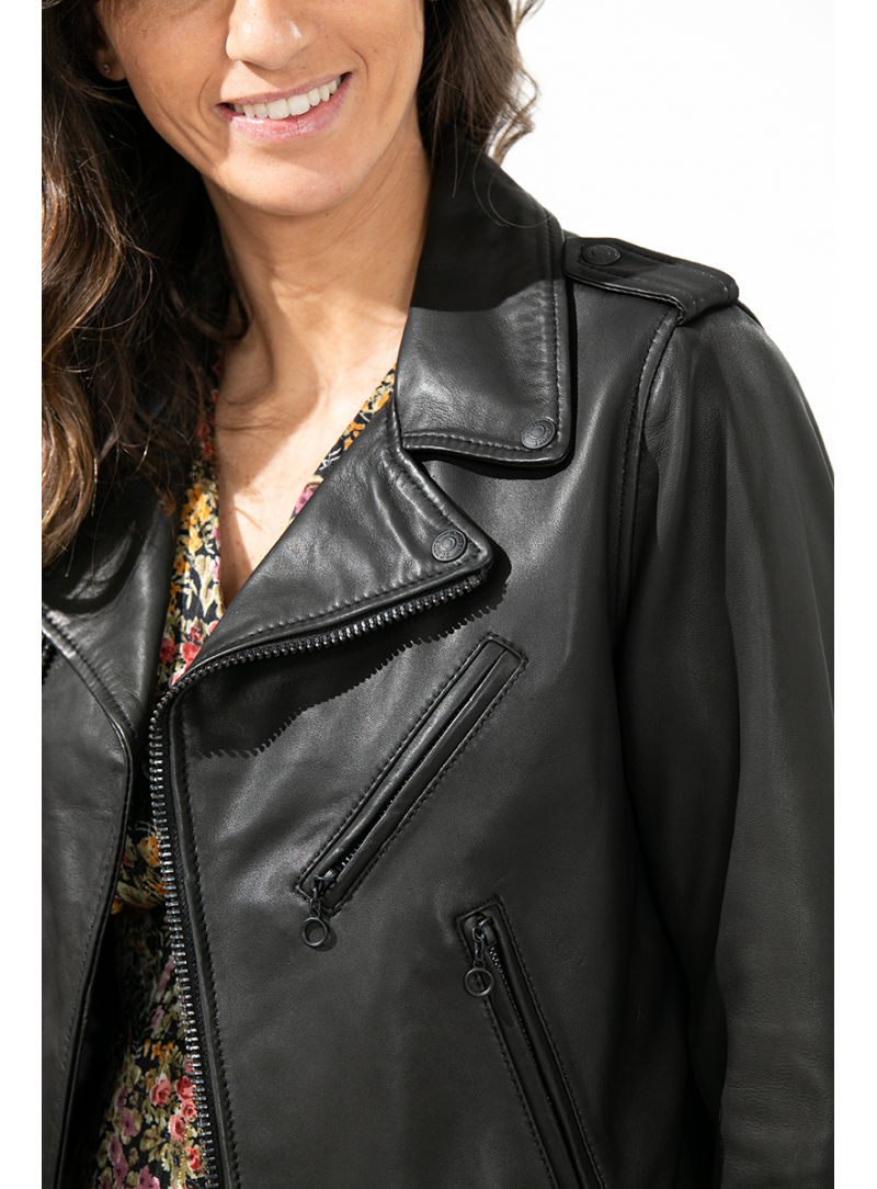 Perfecto Authentique Sarah